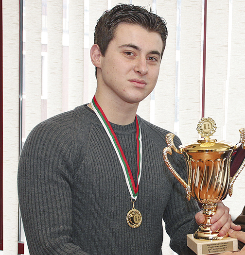 Янтра ДНЕС live | Радослав Димитров ще участва на шахматната олимпиада ...