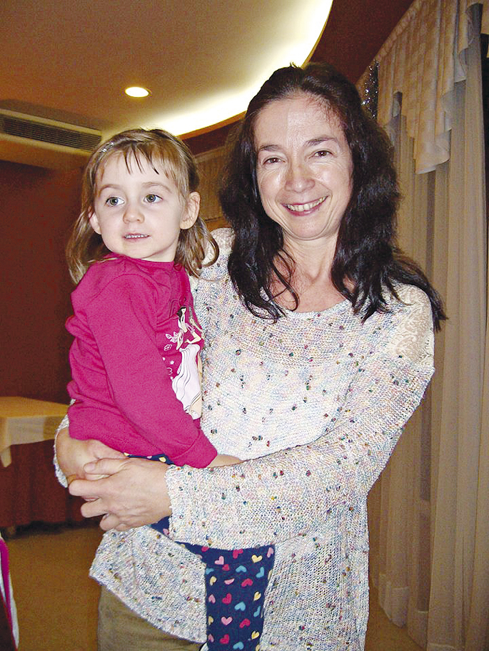 Янтра ДНЕС live | Петя Стефанова роди на 46 г. и е безкрайно щастлива