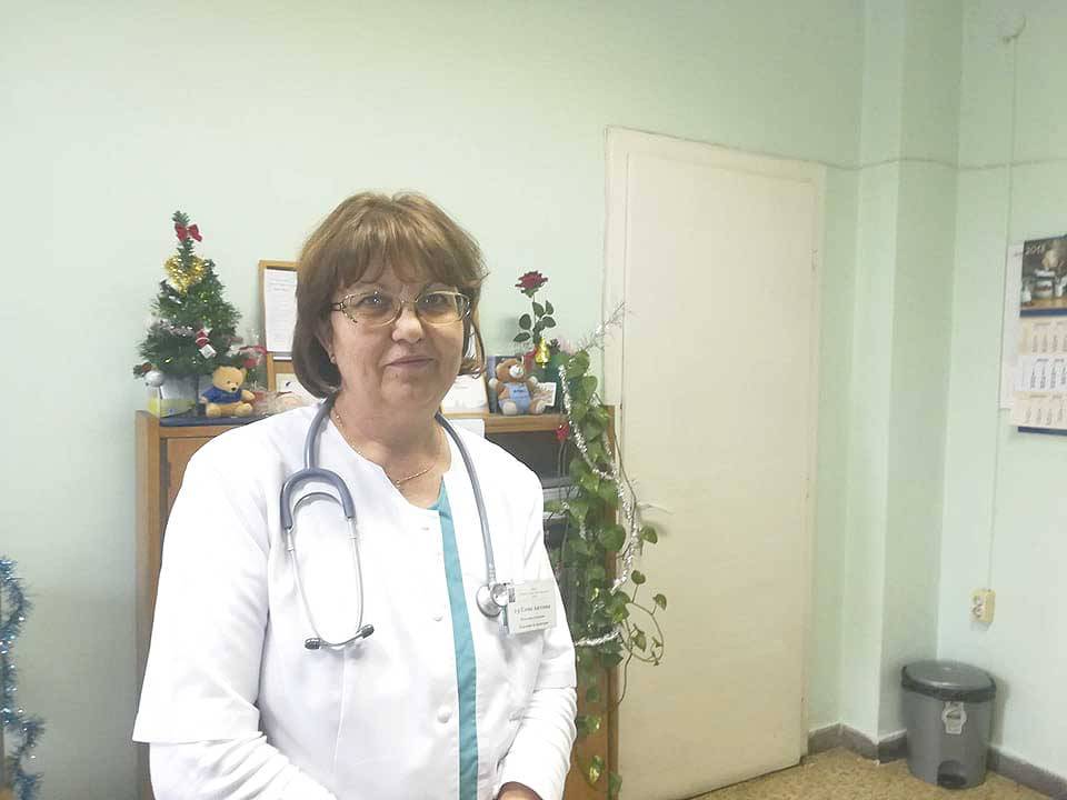 Янтра ДНЕС Live Д р Елена Ангелова началник на Педиатрията при МБАЛ “Свети Иван Рилски” в