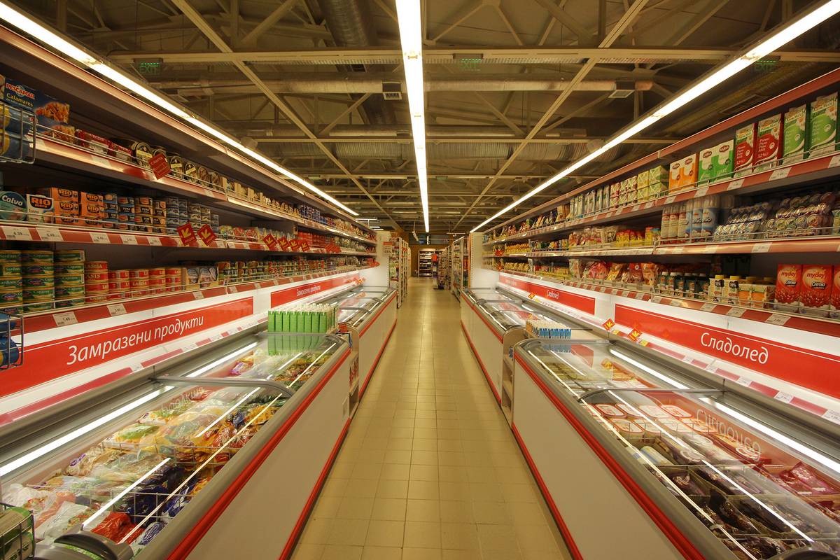 Янтра ДНЕС live | Т МАРКЕТ отвори във Велико Търново с много промоции и ...