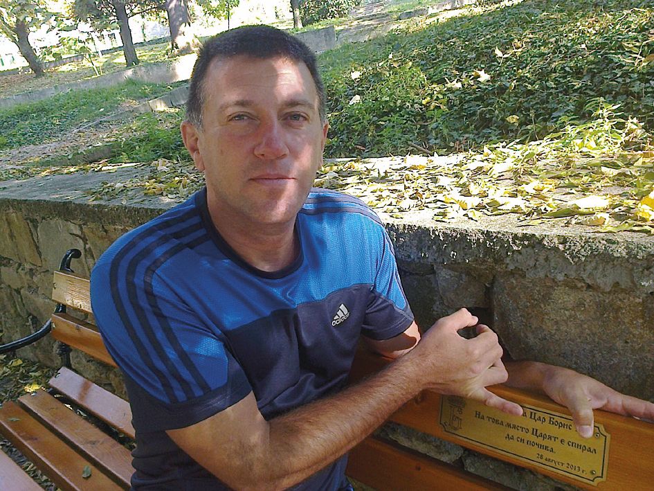 Янтра ДНЕС live | Ядрена физика, мотори и много рок пълнят живота на ...