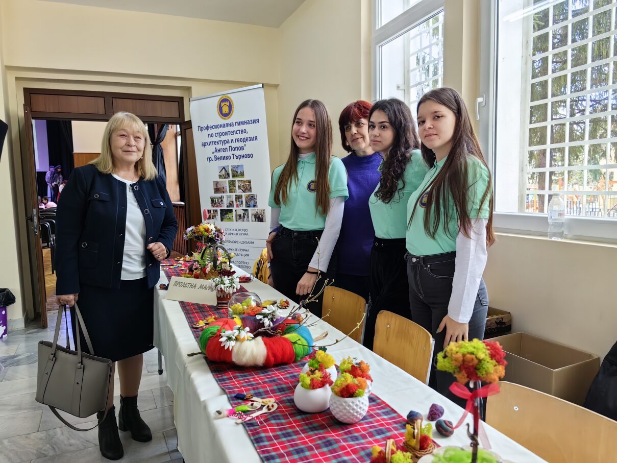 Янтра ДНЕС live | В СУ “Ем. Станев” се проведе празник на изкуствата и ...